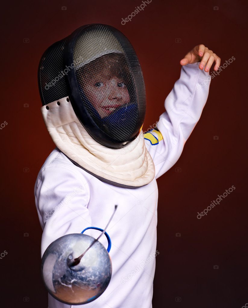 Child epee fencing lunge. — Stock Photo © poznyakov #8658522