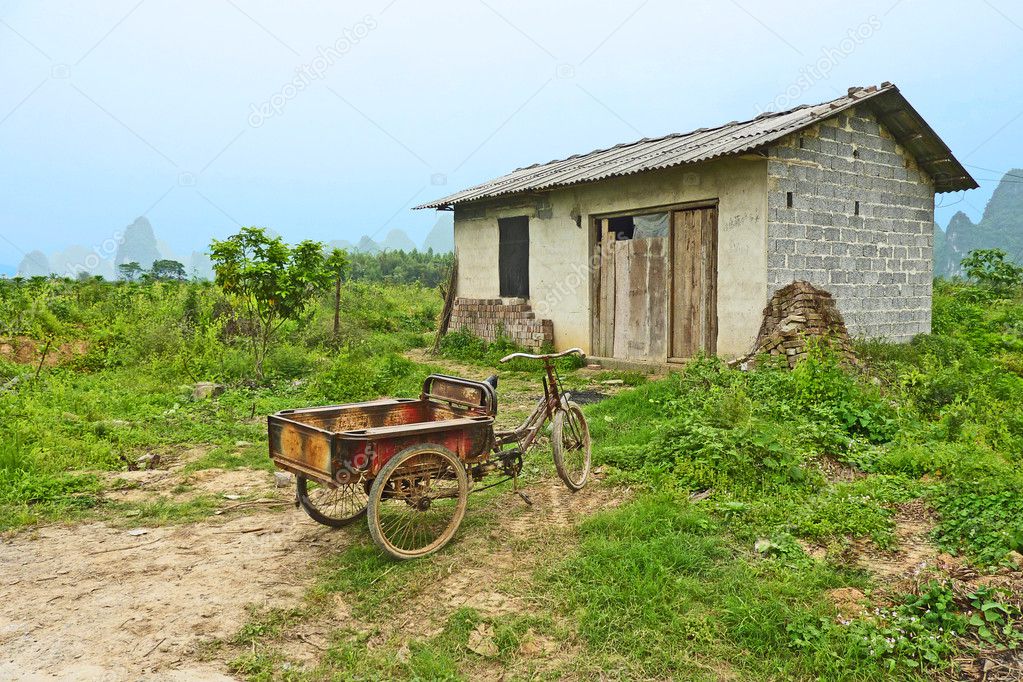 Poor Chinese house — Stock Photo © gianliguori #8679527 Poor Chinese house — Stock Photo © gianliguori #8679527
