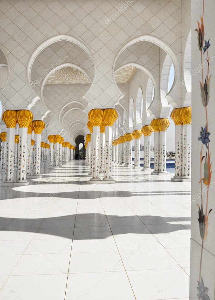 Sheikh Zayed Mosque in Abu Dhabi, United Arab Emirates – Stock ...