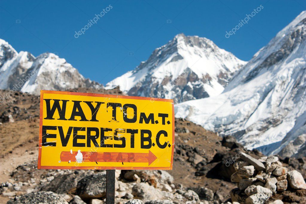Signpost way to mount everest b.c. Stock Photo by ©prudek 9632442