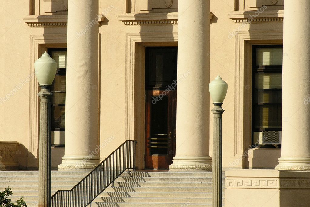 Courthouse Steps Columns