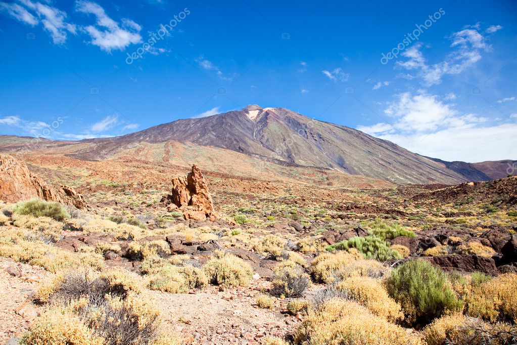 Vista do vulcão Monte teide, no Parque Nacional de teide, em tenerife ...