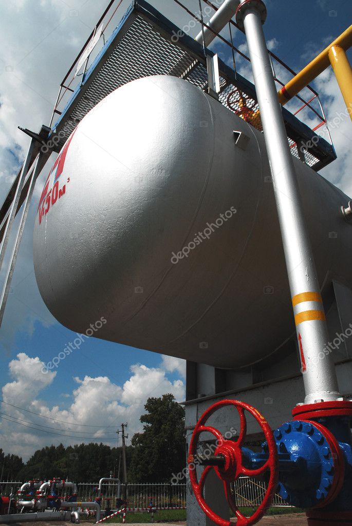 Russian oil production. Installation unit on oilfield Stock Photo by ...