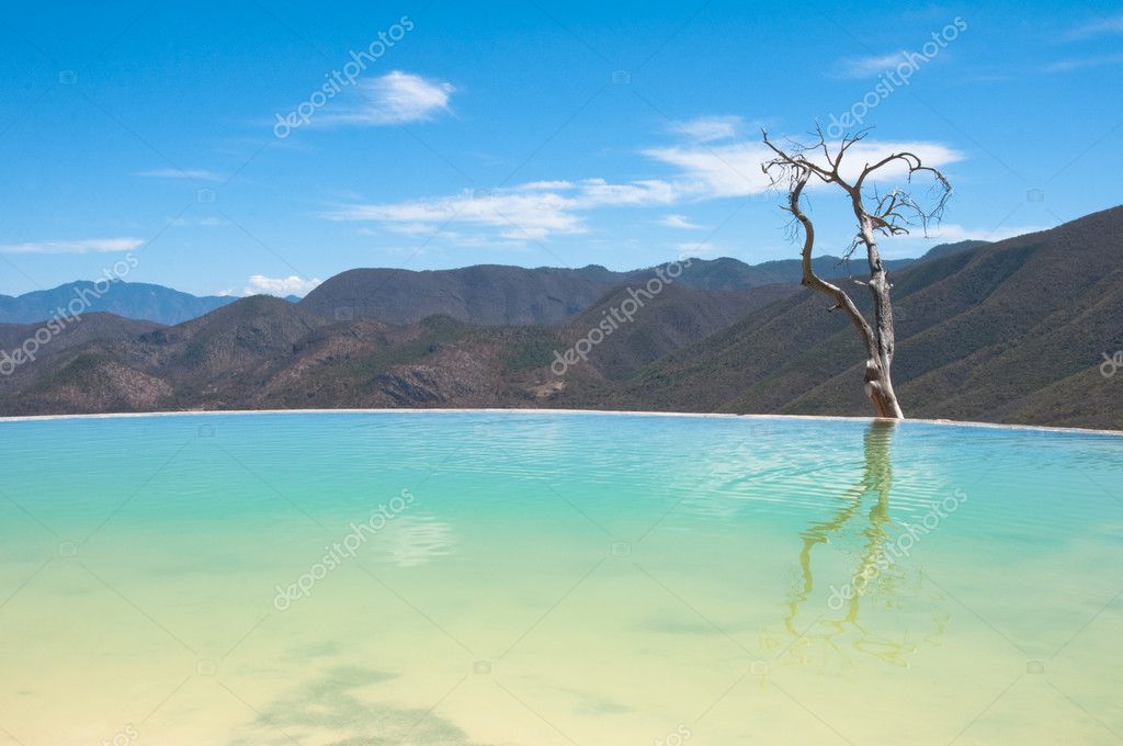 Hierve el Agua, thermal spring in Oaxaca (Mexico) — Stock Photo ...