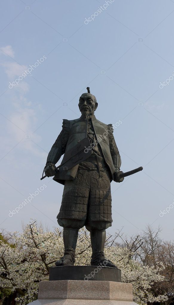 Estatua de Toyotomi Hideyoshi en el santuario de Hokoku Jinja, Japón 2022
